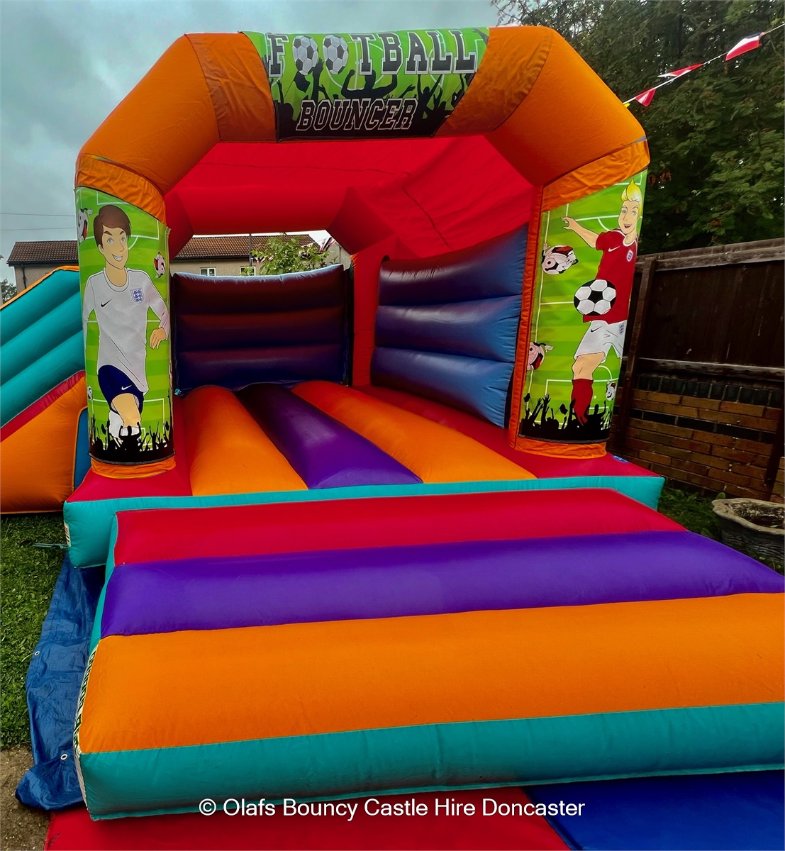Bouncy Castles with Slides For Hire in Doncaster, Rotherham, Sheffield
