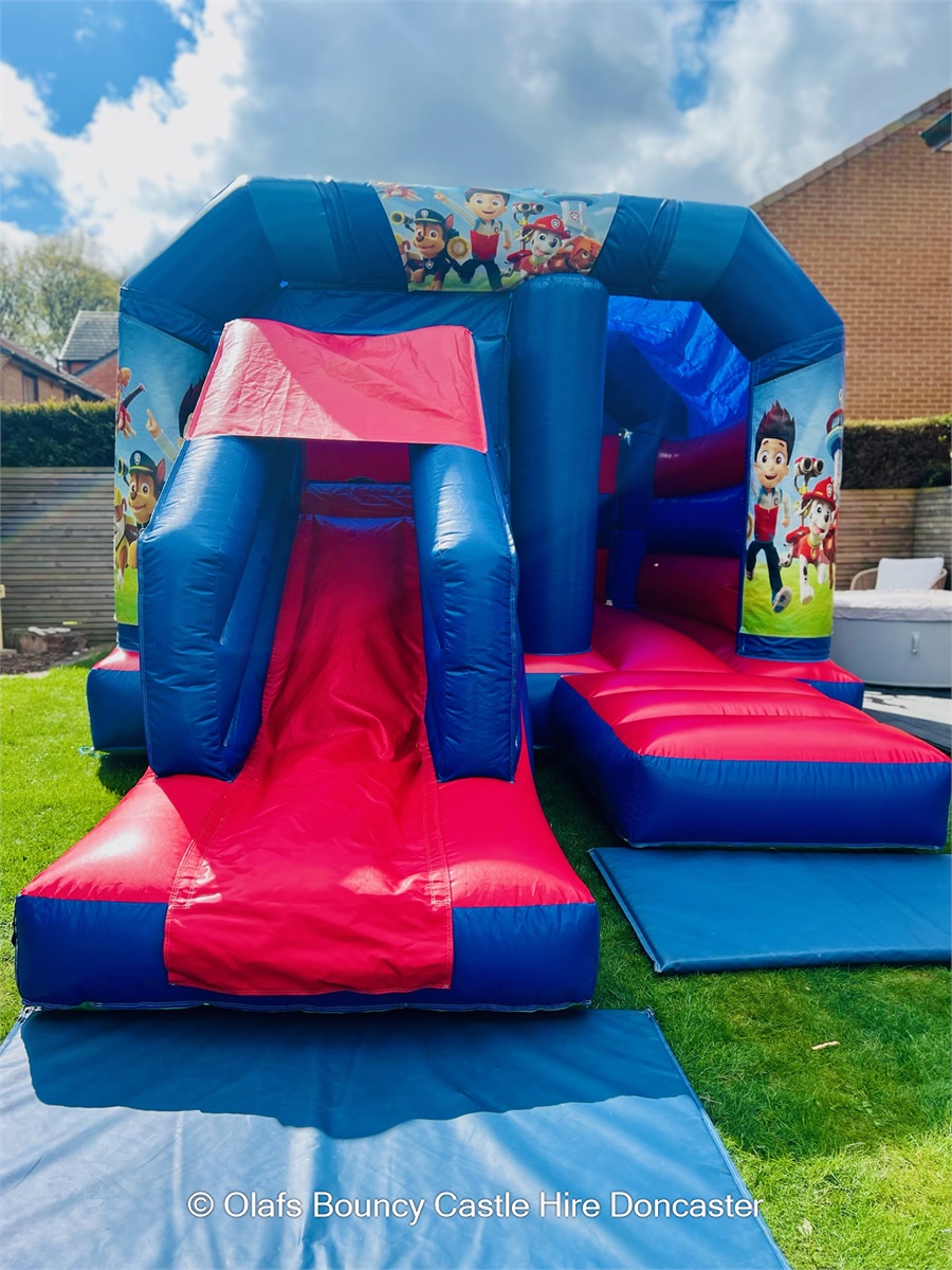 Bouncy Castles with Slides For Hire in Doncaster, Rotherham, Sheffield