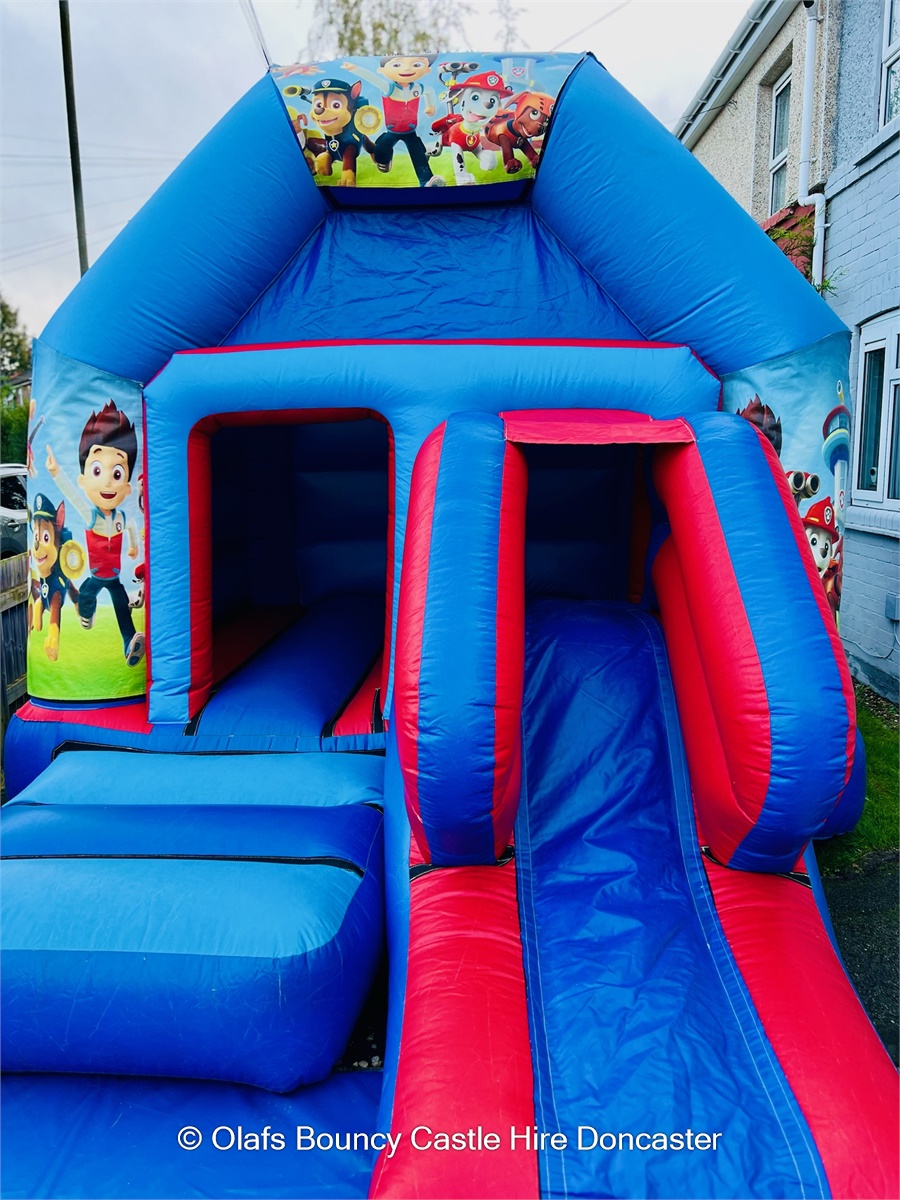 Bouncy Castles with Slides For Hire in Doncaster, Rotherham, Sheffield