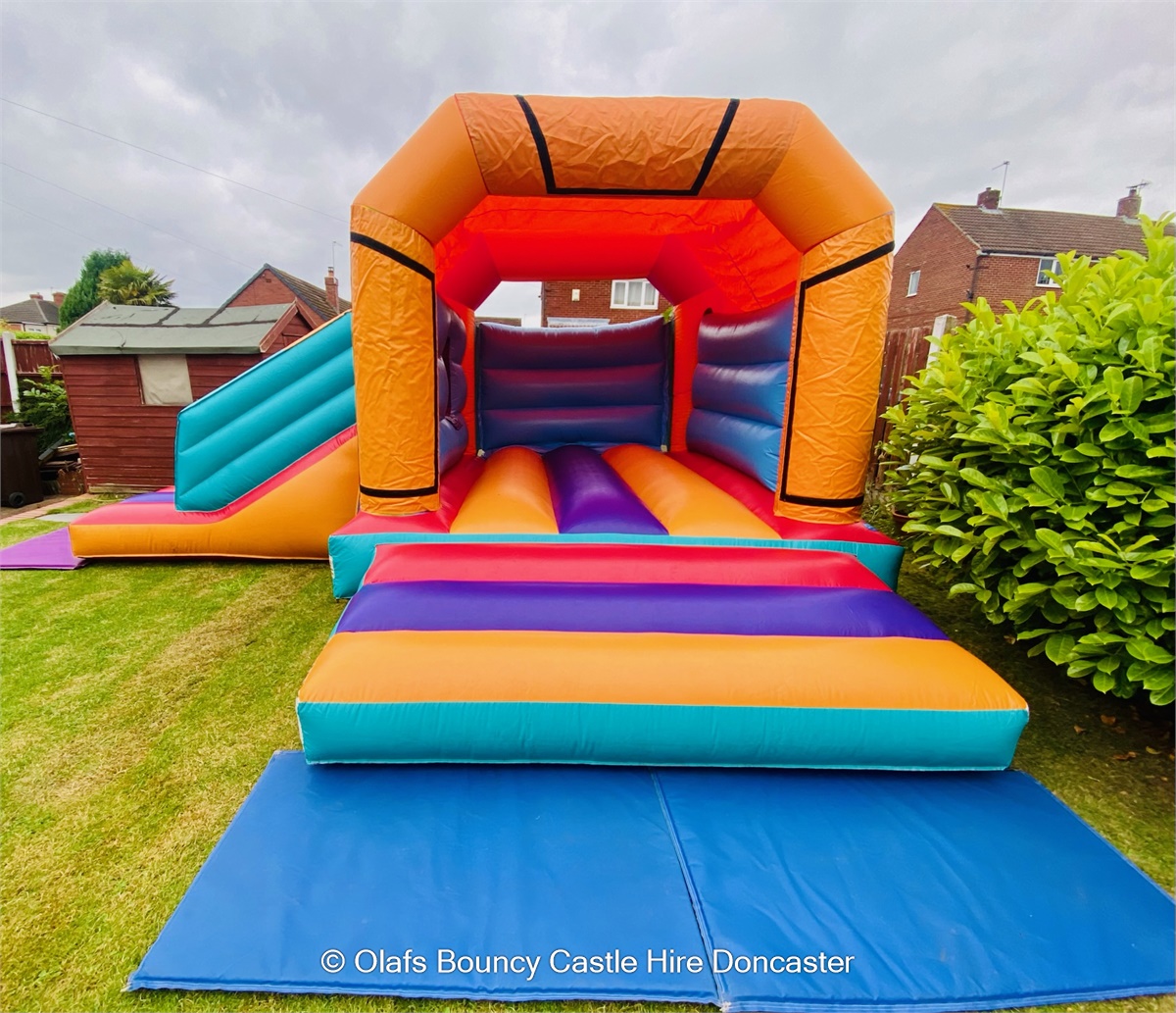 Bouncy Castles with Slides For Hire in Doncaster, Rotherham, Sheffield